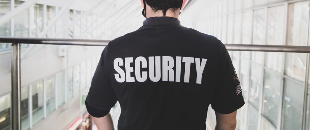 5 Benefits of Having a Security Guard at your Business